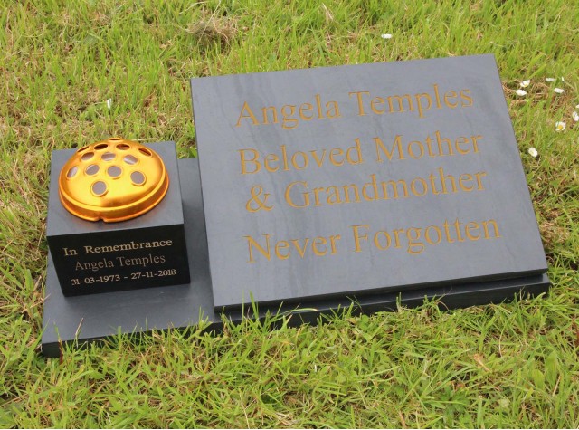 Slate Memorials : Vase And Plaque Slate Memorial | Slate House