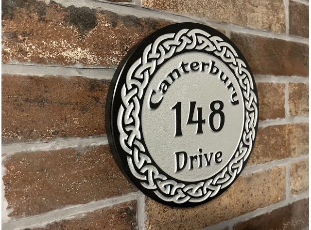 Round House Signs : Round House Sign